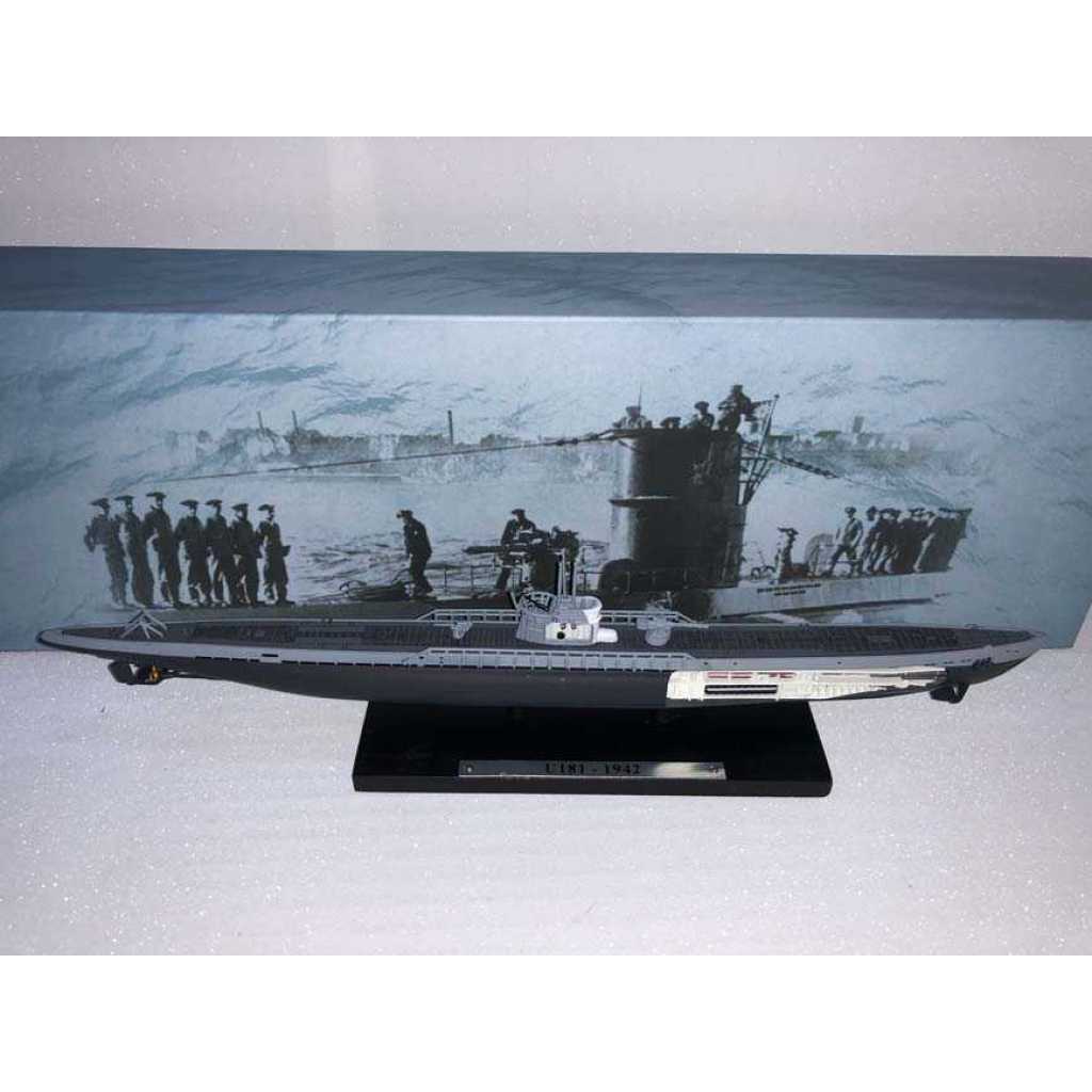 Macheta Submarin U-boat 181 1942 - JucariiPentruTine.Com